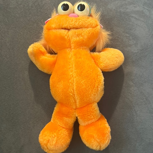 tyco | Toys | Vintage 997 Tickle Me Zoe Sesame Street | Poshmark